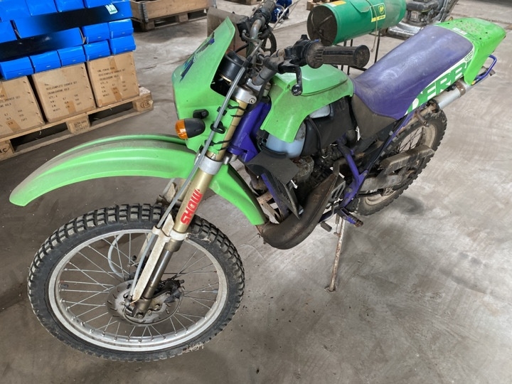 Klaravik auktioner - Crosser/ 45 knallert.