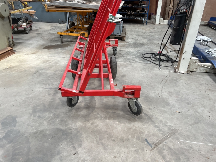 Klaravik auktioner - Pladevogn