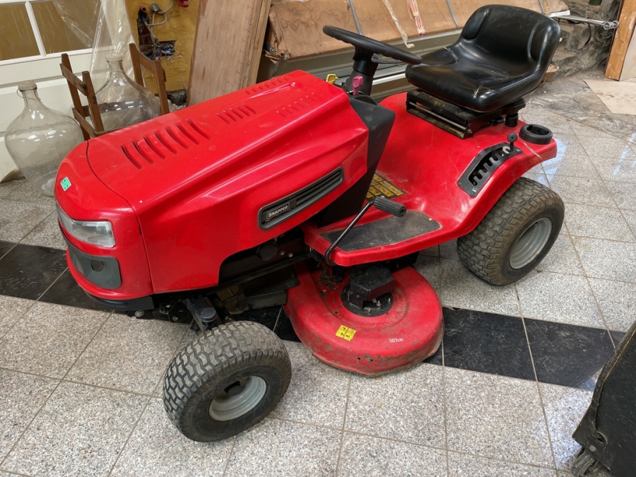 Klaravik auktioner - Havetraktor