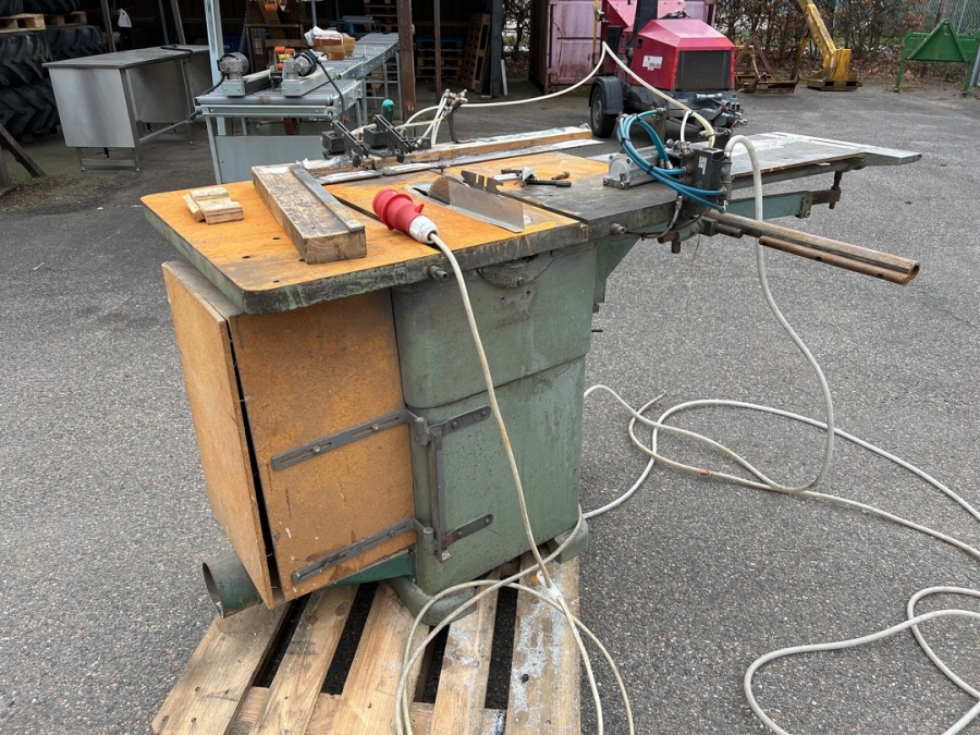 Klaravik auktioner - Rundsav