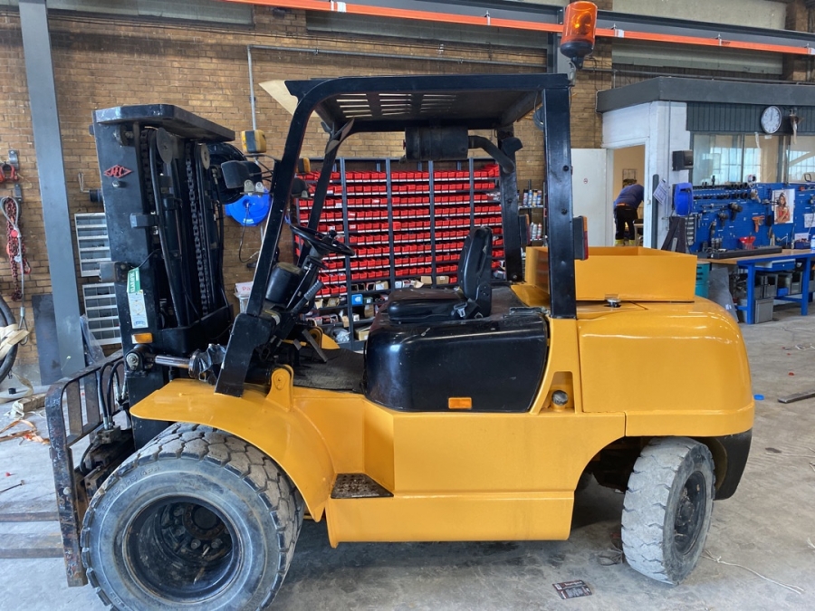 Klaravik auktioner - Truck