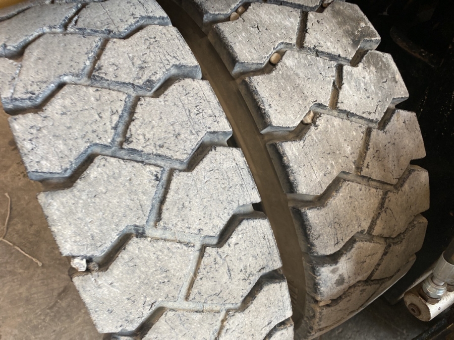 Klaravik auktioner - Truck