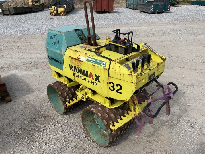 Klaravik auktioner - Jordkompakter