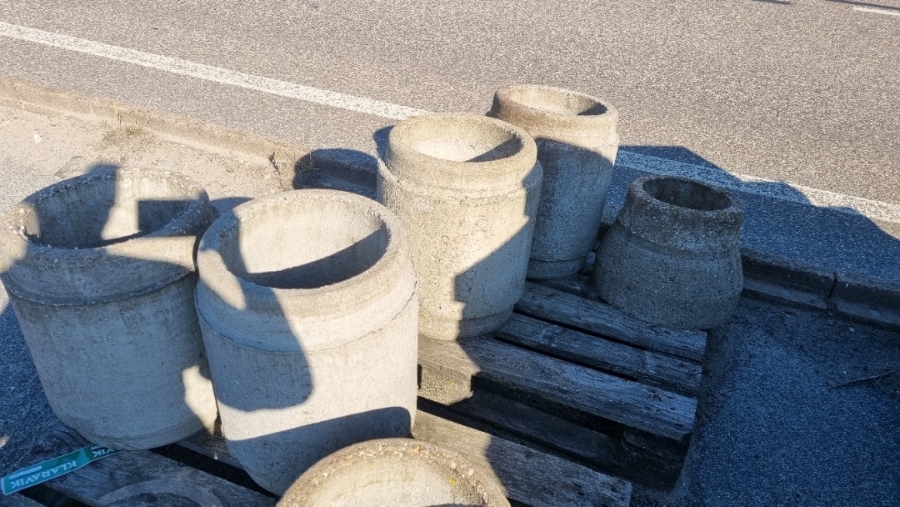 Klaravik auktioner - Beton rør