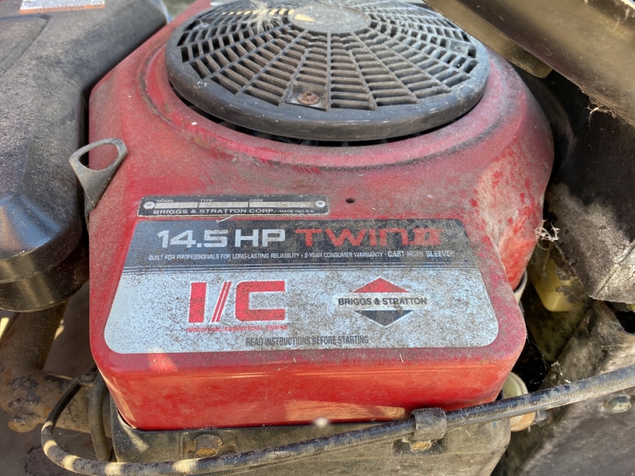 Klaravik auktioner - Have traktor