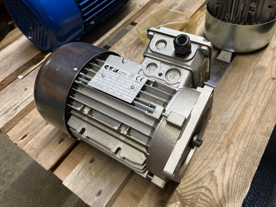 Klaravik auktioner - El motorer