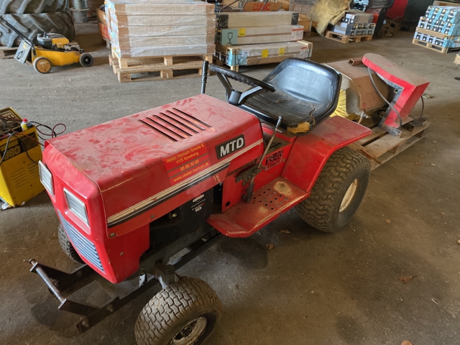 Klaravik auktioner - Havetraktor