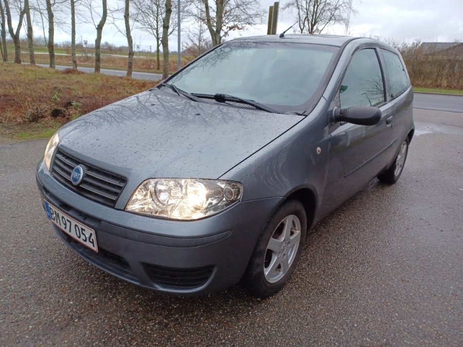 Klaravik auktioner - Personbil