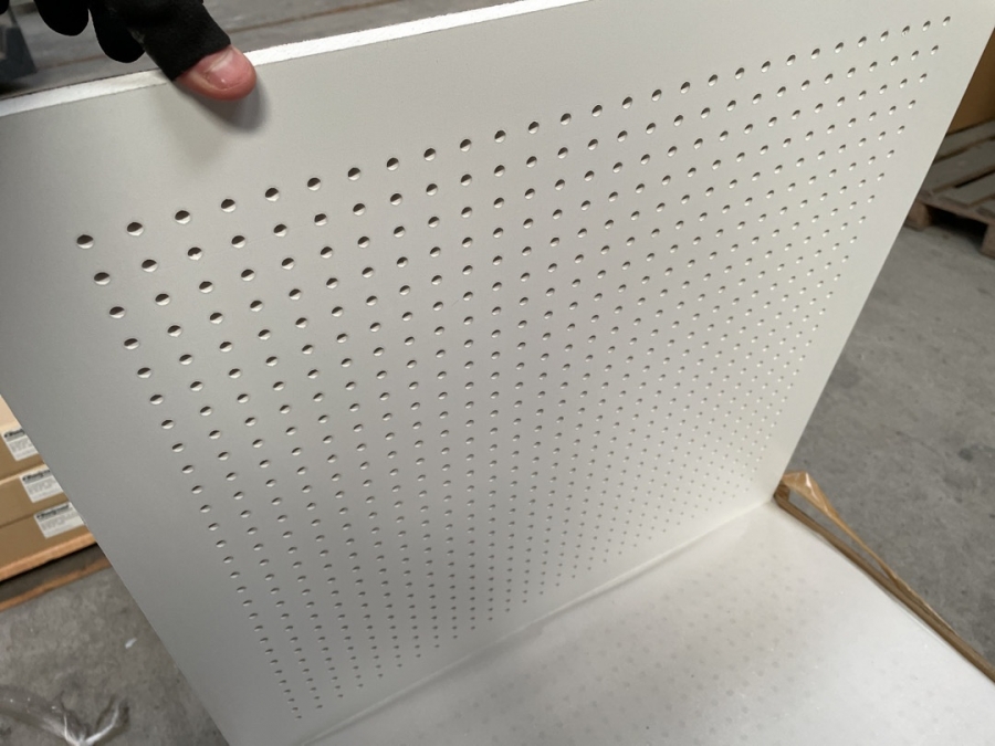 Klaravik auktioner - Loftplader gips