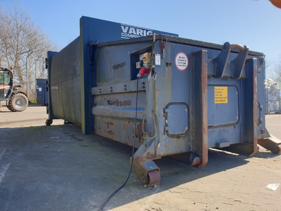 Klaravik auktioner - Komprimator Container