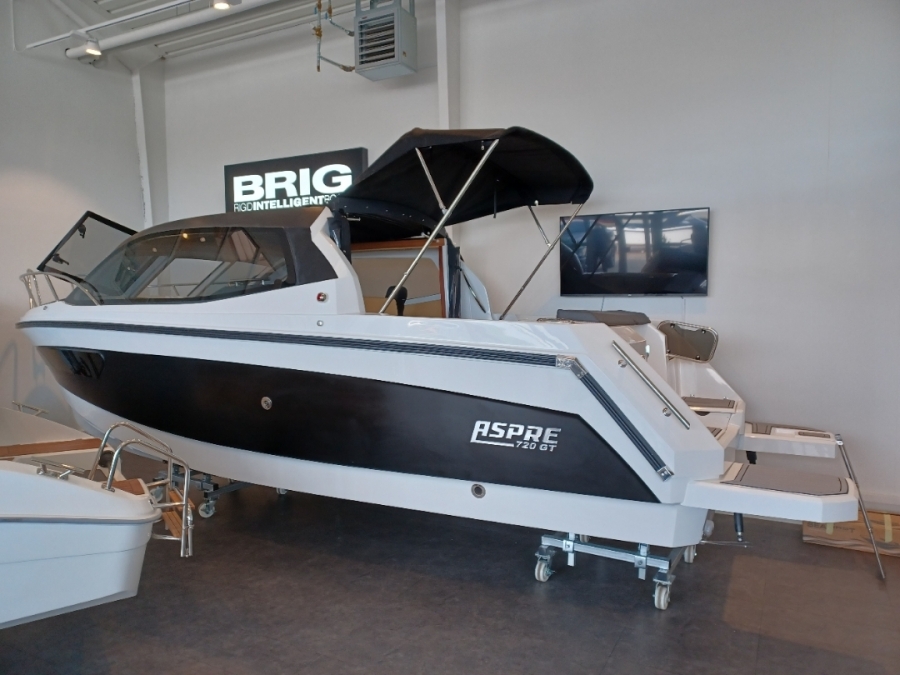 Klaravik auktioner - Båd