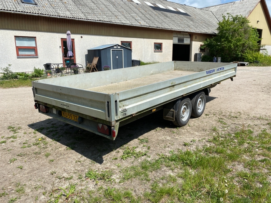 Klaravik auktioner - Trailer