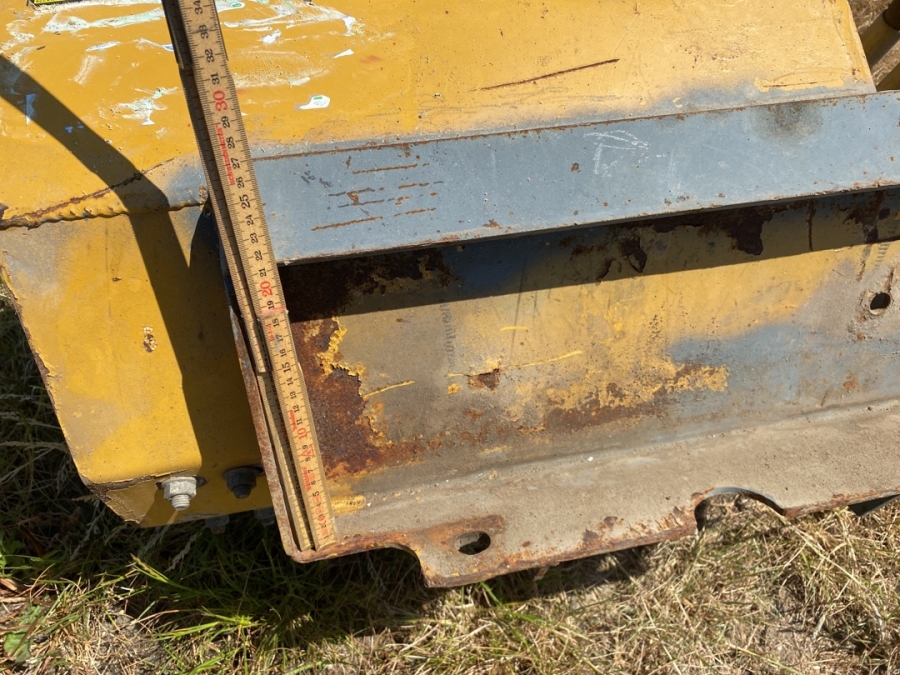 Klaravik auktioner - Kædegraver