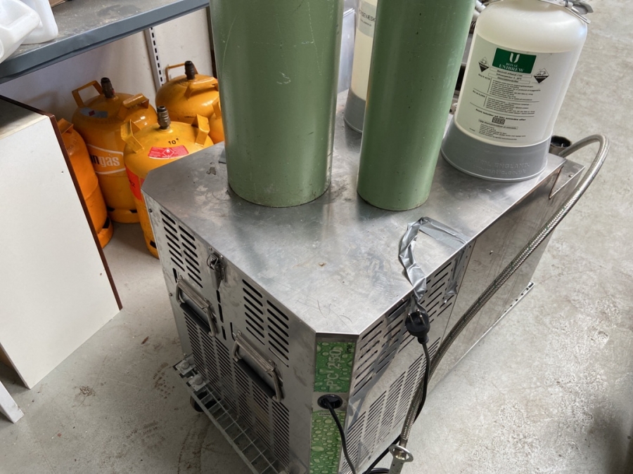 Klaravik auktioner - Post mixer