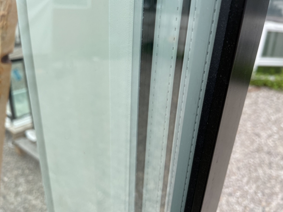 Klaravik auktioner - Vinduesparti