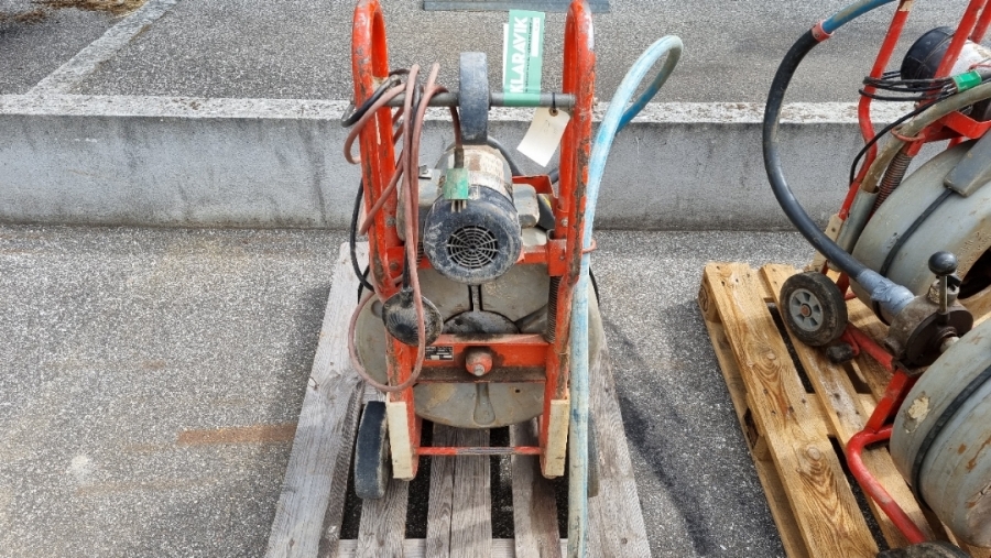 Klaravik auktioner - Rør renser