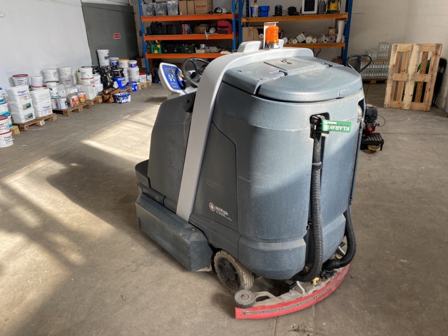 Klaravik auktioner - Gulvvasker