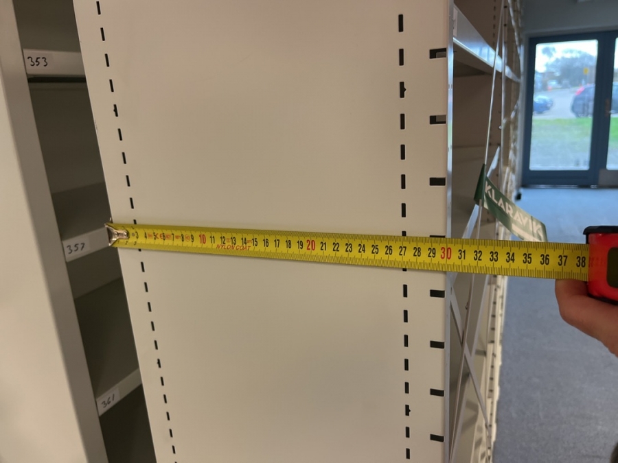 Klaravik auktioner - Reol System