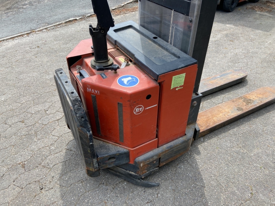 Klaravik auktioner - El stabler