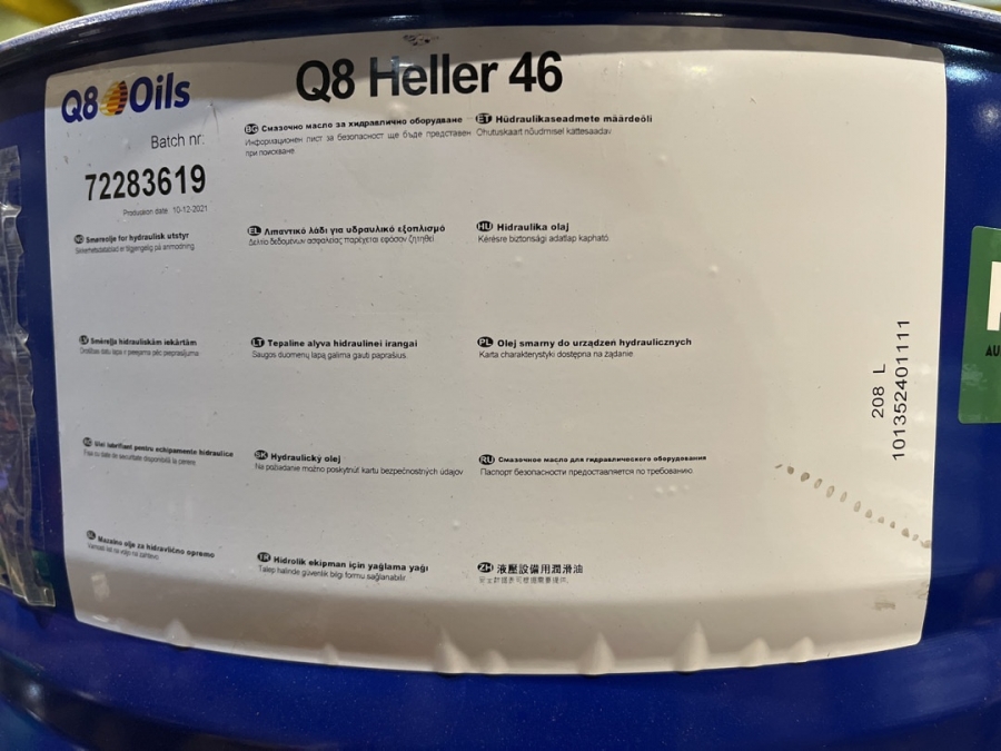 Klaravik auktioner - Olie Cirka 100 L