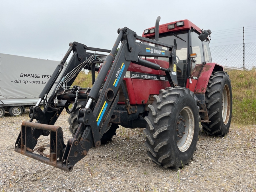 Klaravik auktioner - Traktor