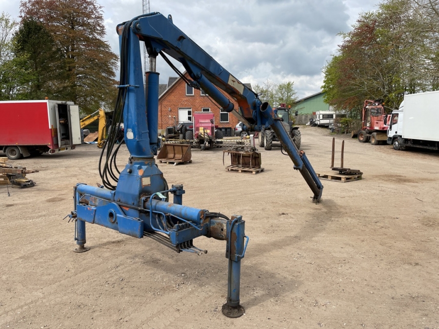 Klaravik auktioner - Kran til lastbil