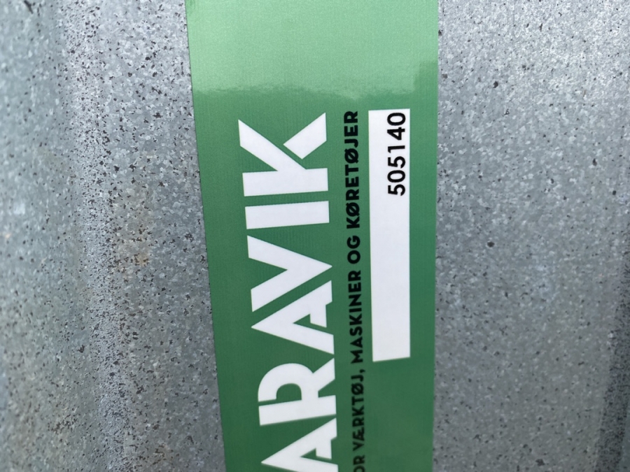 Klaravik auktioner - Container