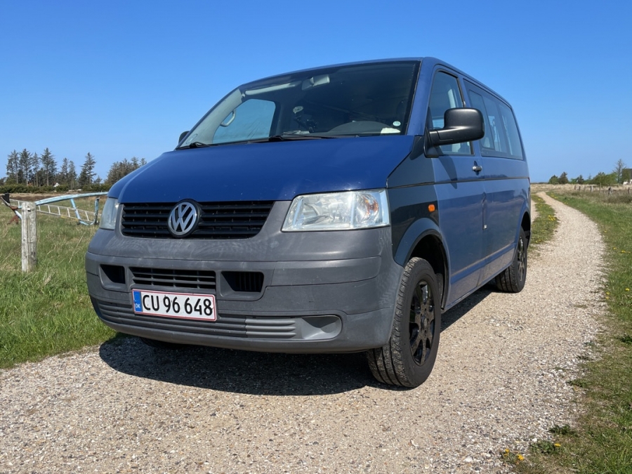 Klaravik auktioner - Personbil 10 Pers.