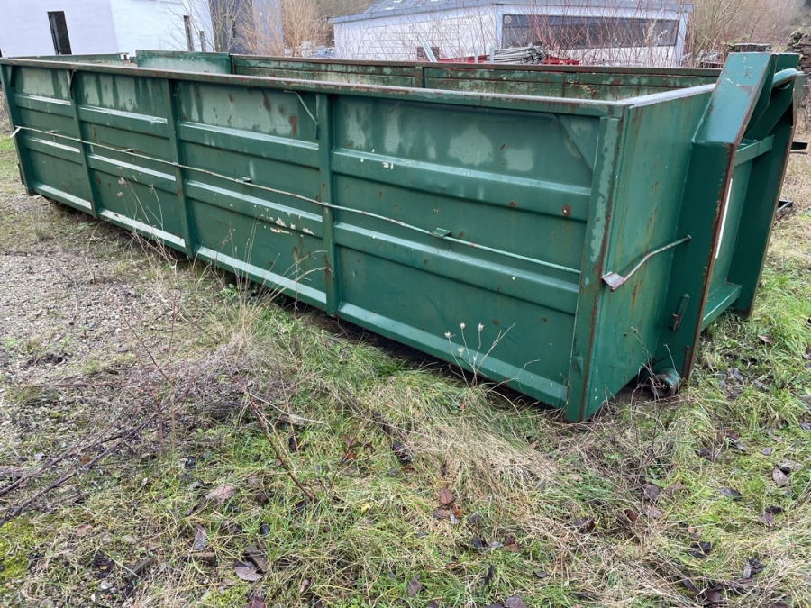 Klaravik auktioner - Containerlad