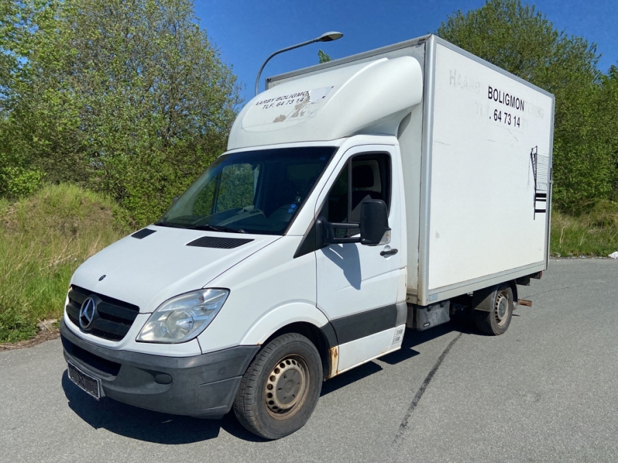 Klaravik auktioner - Varebil