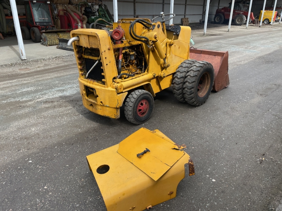 Klaravik auktioner - Dooser