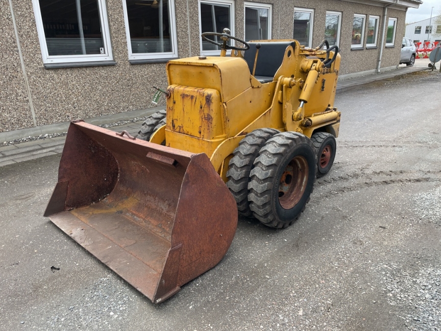 Klaravik auktioner - Dooser