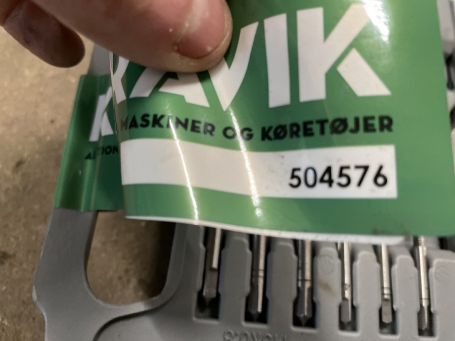 Klaravik auktioner - Gevindskæresæt