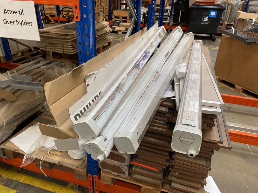 Klaravik auktioner - Led armature