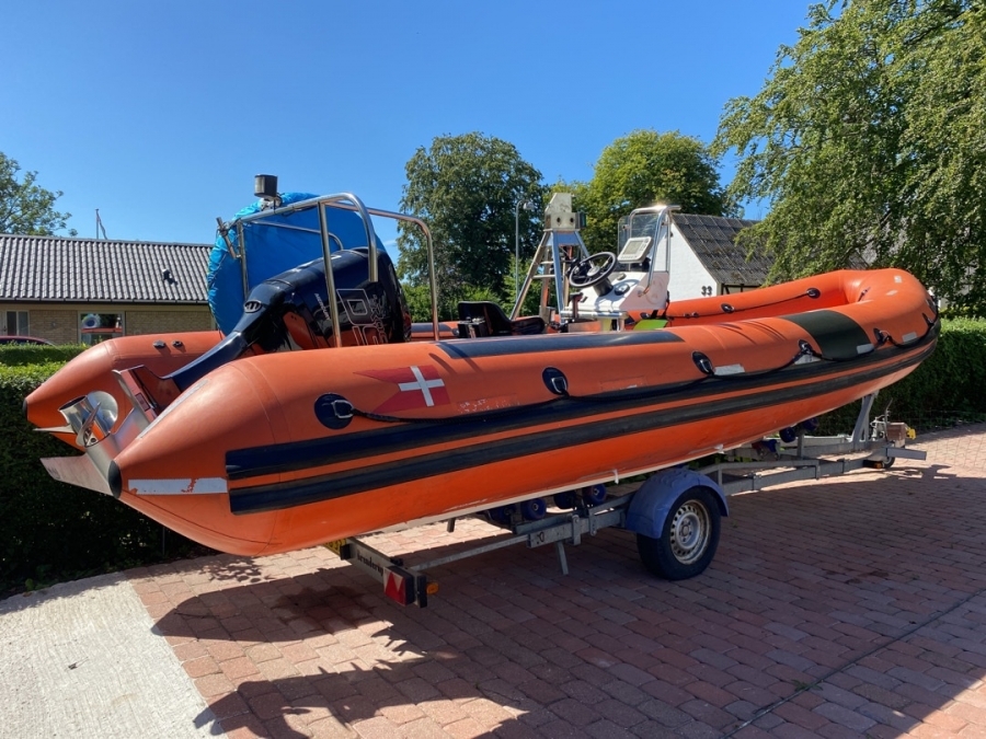 Klaravik auktioner - Rib båd