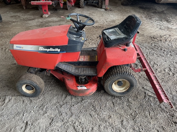 Klaravik auktioner - Havetraktor