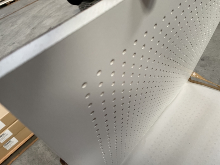 Klaravik auktioner - Loftplader gips