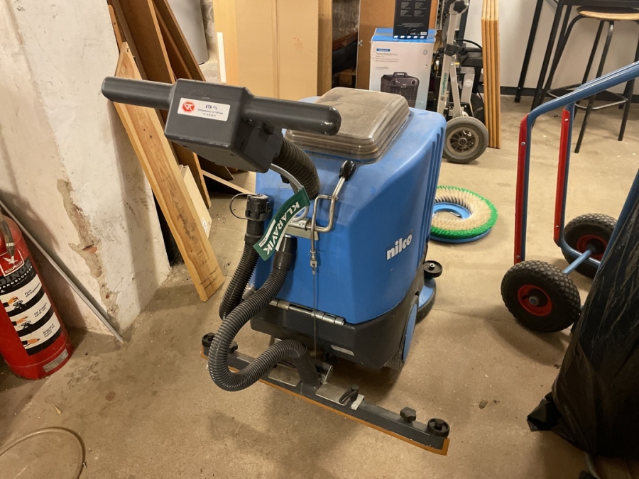 Klaravik auktioner - Gulv vasker