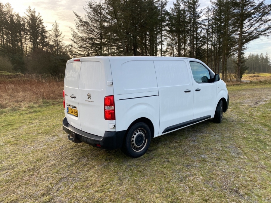 Klaravik auktioner - Varevogn