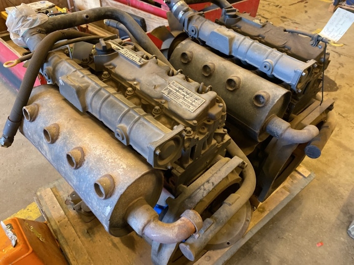 Klaravik auktioner - 2 Deutz motorer
