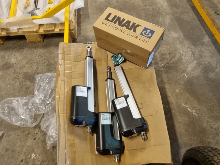 Klaravik auktioner - Linak motorer