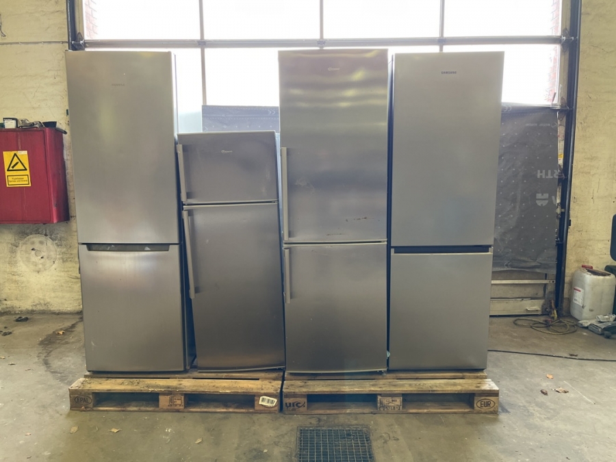 Klaravik auktioner - Køle fryse skabe