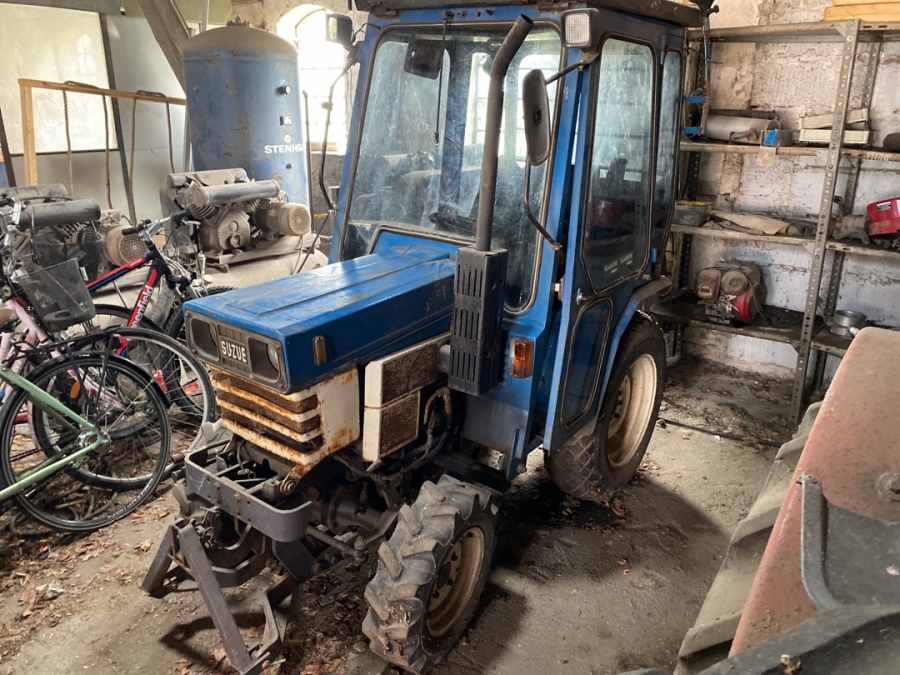 Klaravik auktioner - Mini traktor