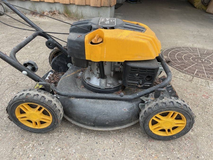 Klaravik auktioner - Plæneklipper