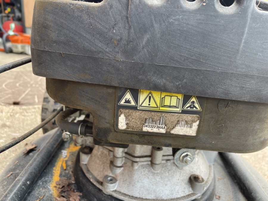 Klaravik auktioner - Plæneklipper