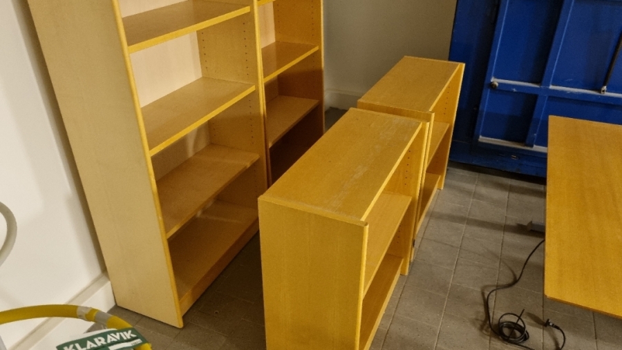 Klaravik auktioner - Møbler