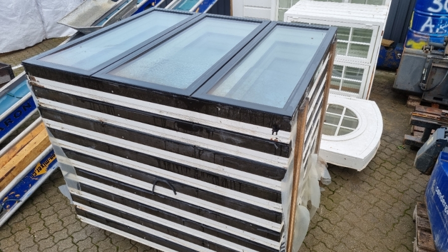 Klaravik auktioner - Vinduer