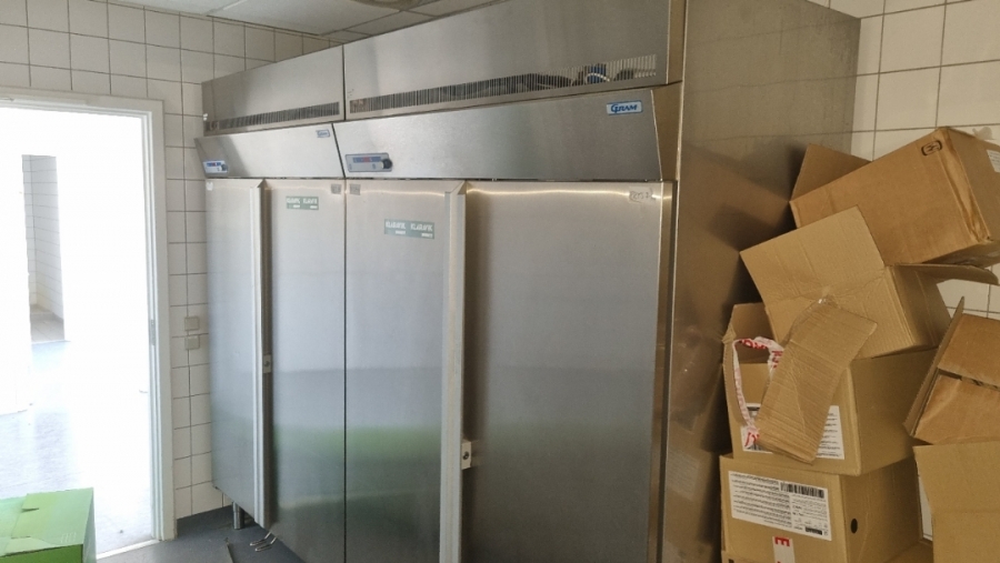 Klaravik auktioner - Dobbelt fryseskab