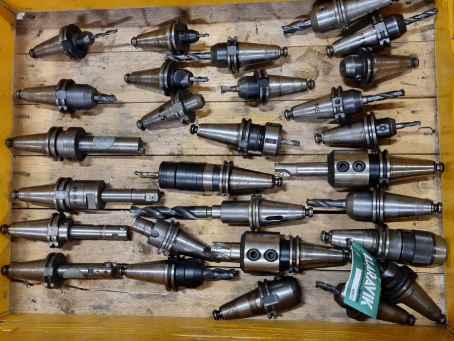 Klaravik auktioner - Sk 40 konuser